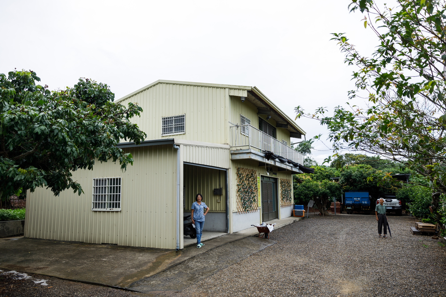 Dong Xing Bee Farm -Bee Travel Experience | Gogo-TaiwanFarm